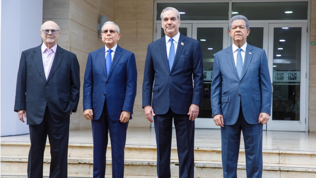 Presidente Abinader visitará al expresidente Danilo Medina para continuar el diálogo sobre la ...